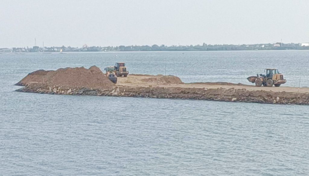 DPWH says groundwork of the Tacloban causeway project now underway ...