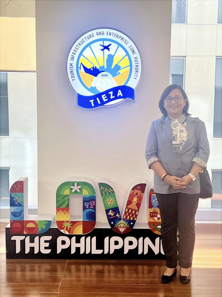 Guiuan, TIEZA sign agreement for the construction of tourism facility ...